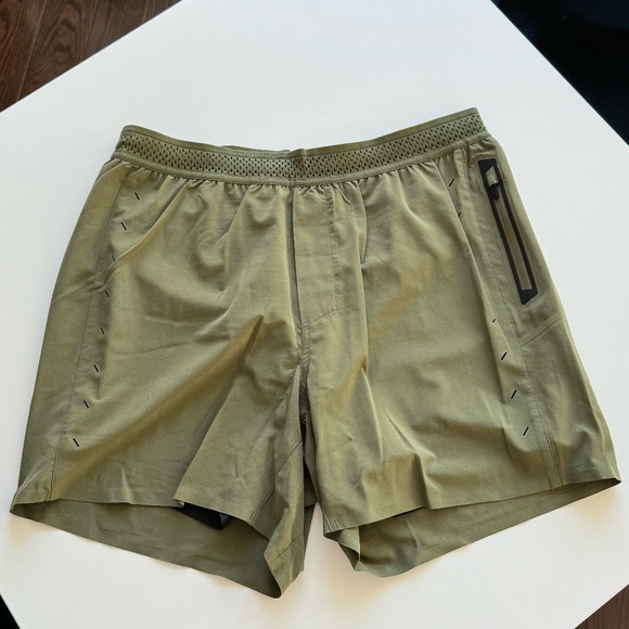 Ten Thousand | Shorts | Ten Thousand Session Short 5 Liner Od Green L ...